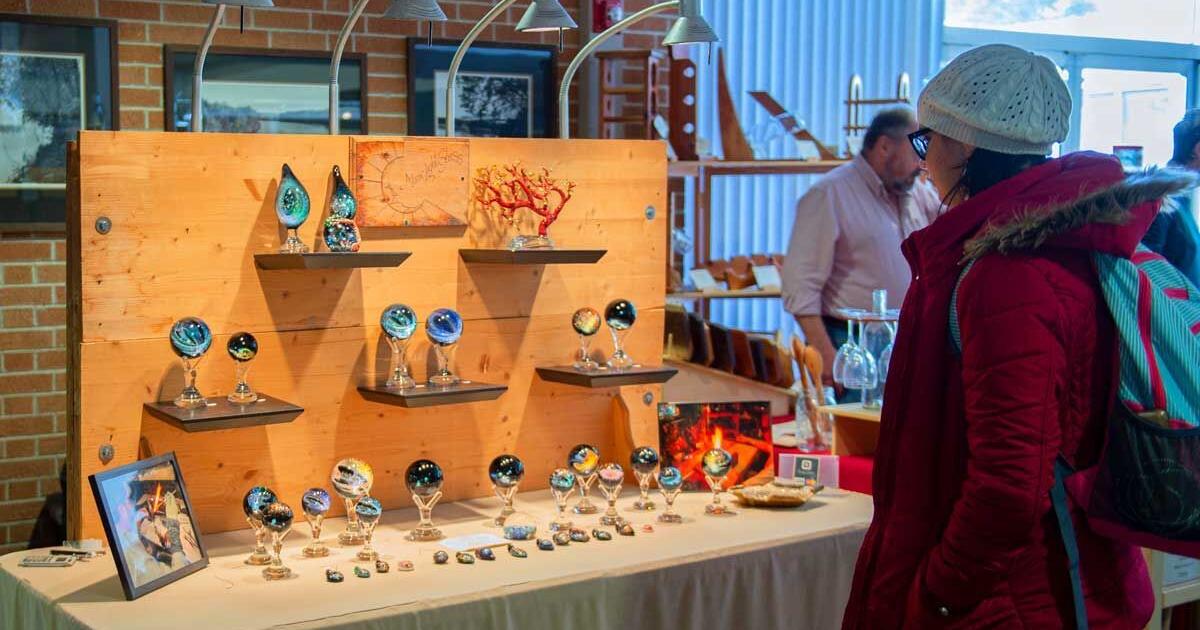 SIU Craft Shop offering sales, workshops and more this fall | Latest ...