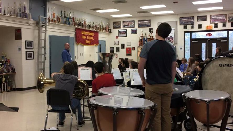 Murphysboro's Crimson Express enjoys winning streak | Murphysboro ...