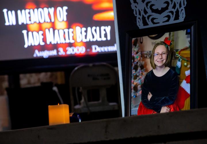 Watch Now: Williamson County residents gather to honor life of 11-year ...