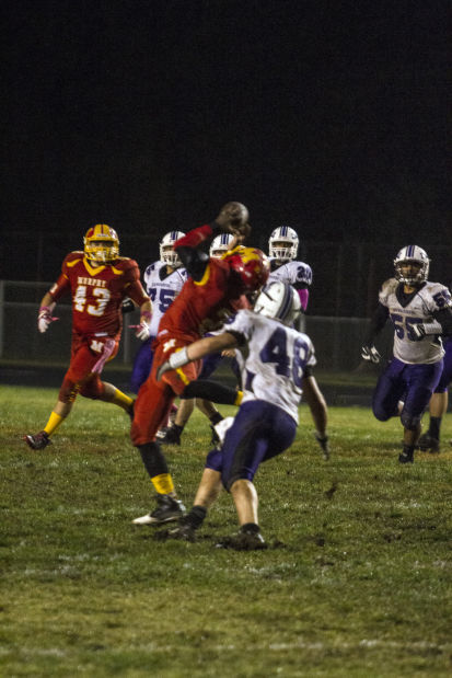 Murphysboro moves closer to playoffs after beating Harrisburg ...