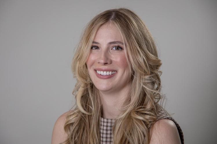 Rom-com author Emily Henry knows the secret to having a healthy ...