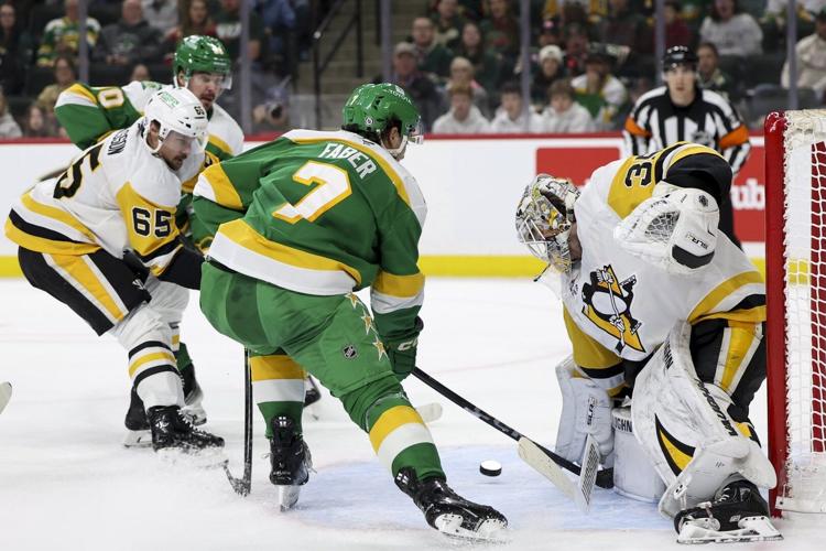 Crosby scores a pair of goals and Jarry stops 30 shots as Penguins top ...