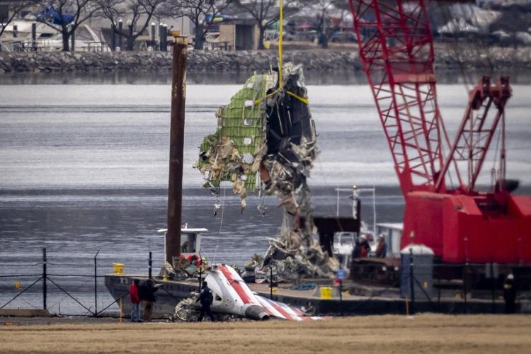 Americans' confidence in air travel safety dips slightly after ...