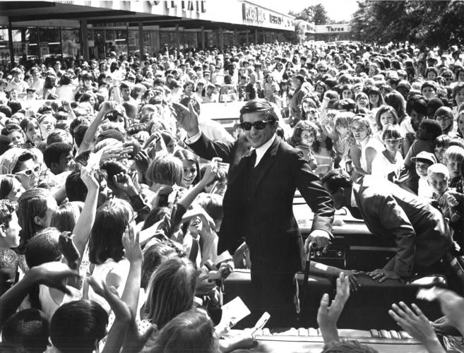New documentary looks at Hamilton actor Jonathan Frid and the vampire ...
