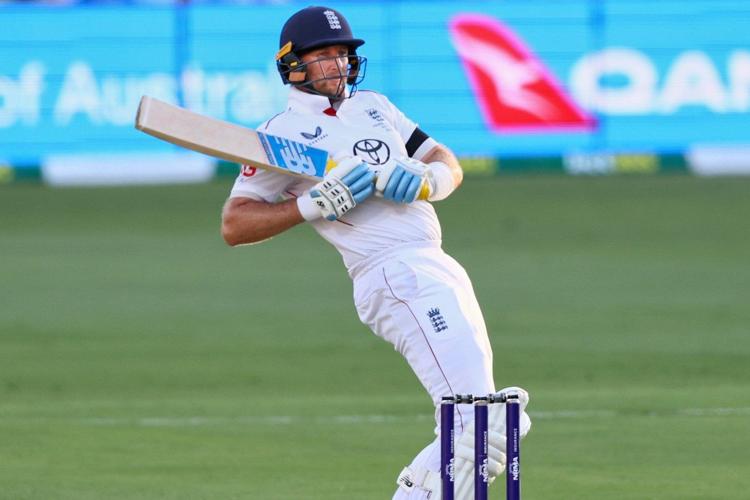Root finally scores an Ashes century for England in Australia and makes ...