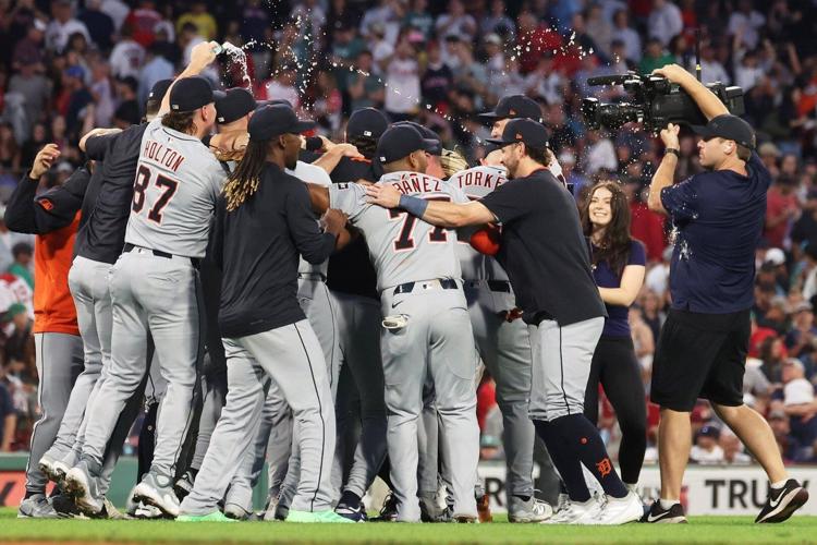 Tigers clinch playoff berth with 2-1 win over Red Sox in Game 161 and ...
