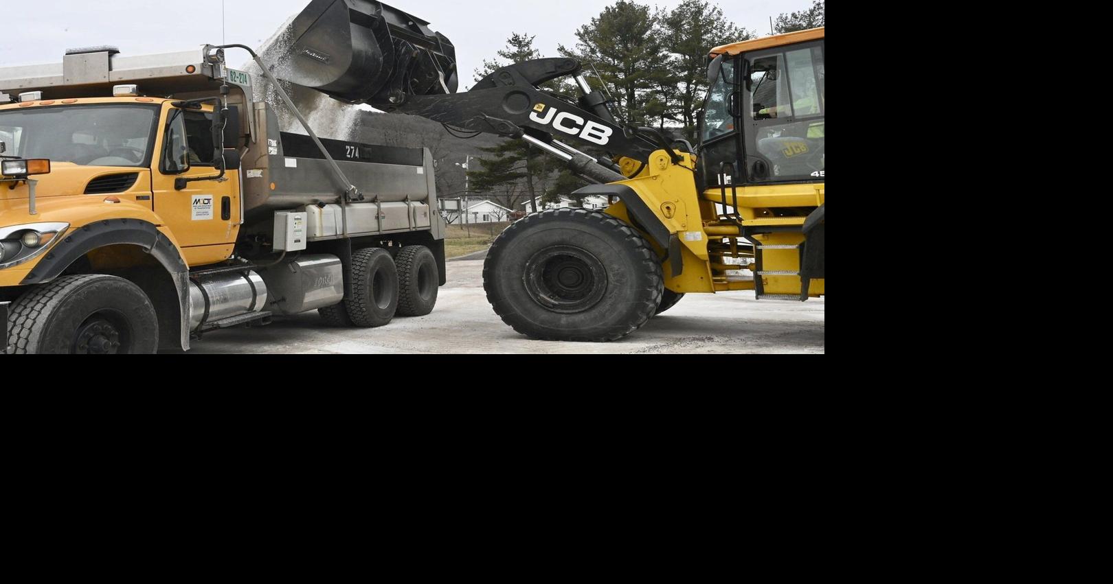 Storm makes for treacherous travel as snow and ice track through the ...