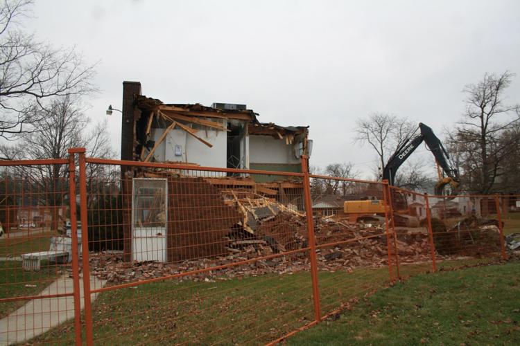 Cayuga’s old public library demolished
