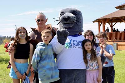 PHOTOS: Port Edward rejoices at sunny weekend BBQ