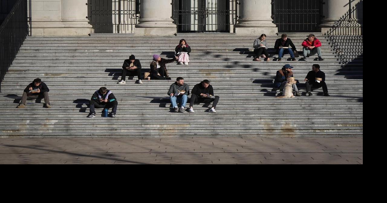 Vancouver Art Gallery scuttles $600M design of new building, parts way ...