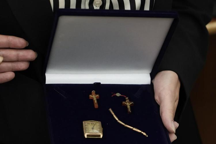 Jewelry seized from Polish inmates of Nazi German concentration camps ...