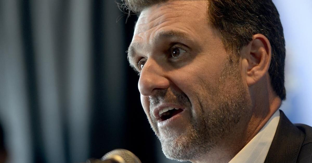 Will Michael Andlauer get the Ottawa Senators?