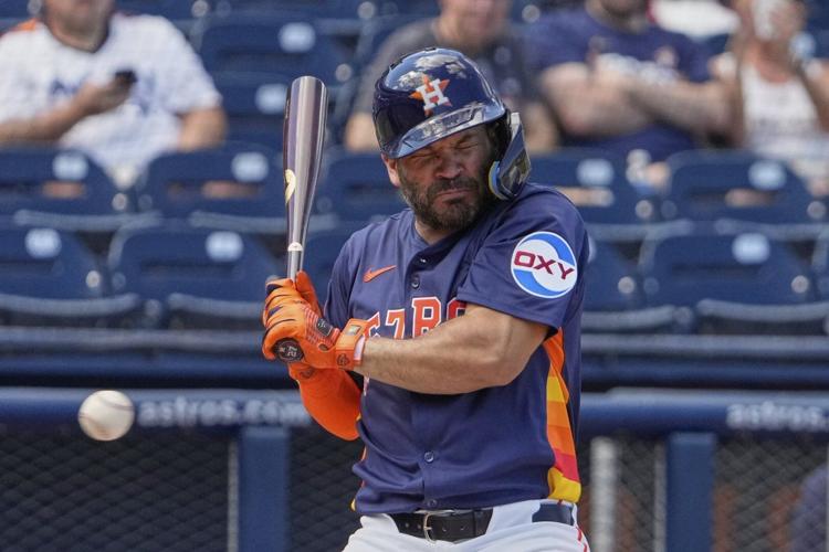 Astros say longtime second baseman Jose Altuve expected to play mostly ...