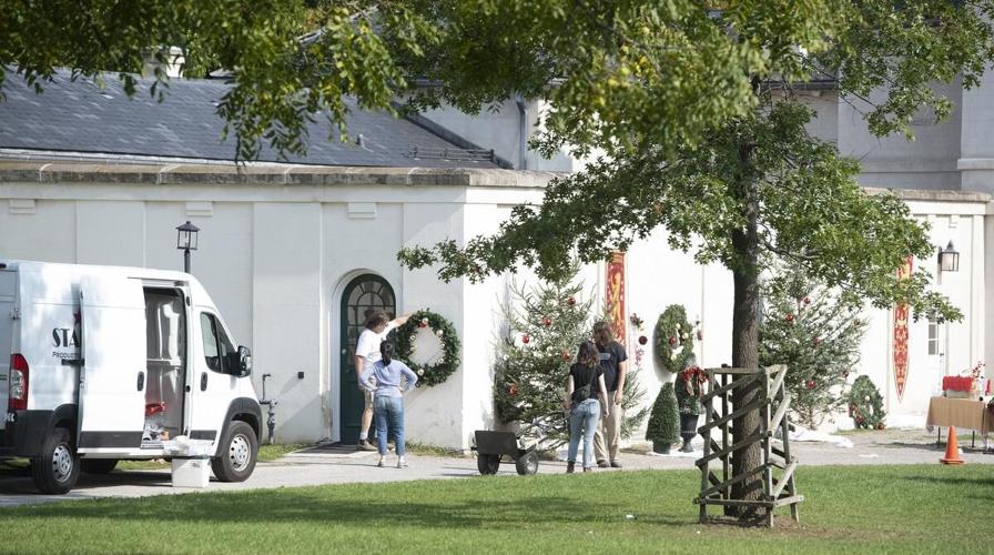 Dundurn Castle being transformed into holiday wonderland