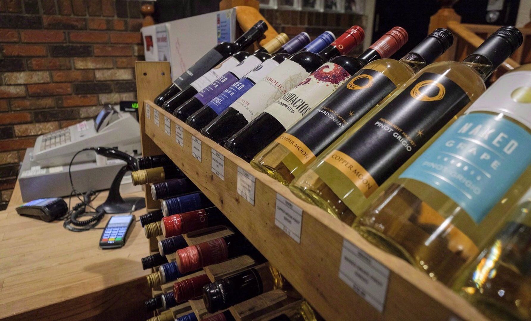 Alberta government corks added-value levy on wine, returns to standard ...