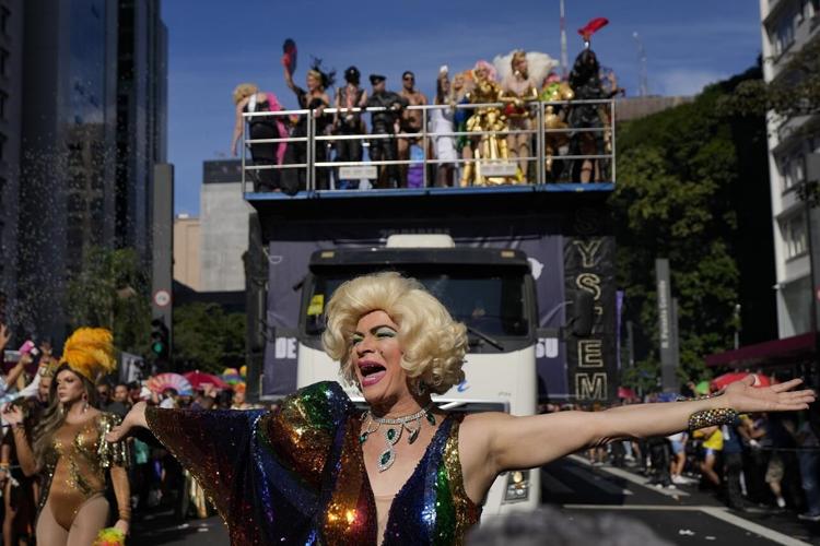 Gay pride revelers in Sao Paulo reclaim Brazil's national symbols