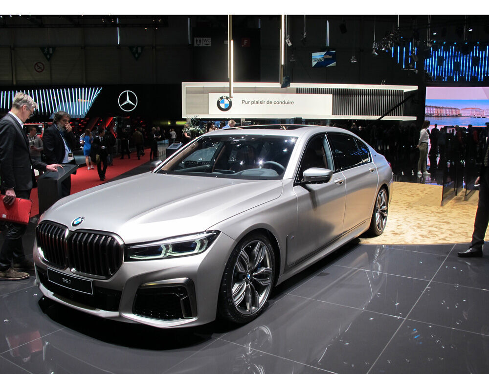BMW’s flagship 7-Series sails into Geneva
