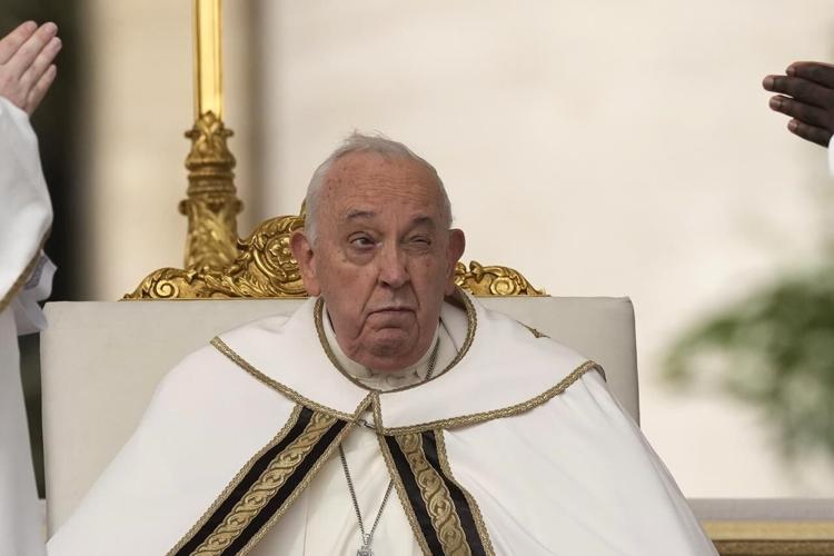 Pope overcomes health concerns to preside over Easter Mass and appeal ...