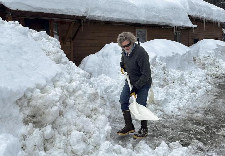 Residents of Alaska's capital dig out after snowfall for January hits ...
