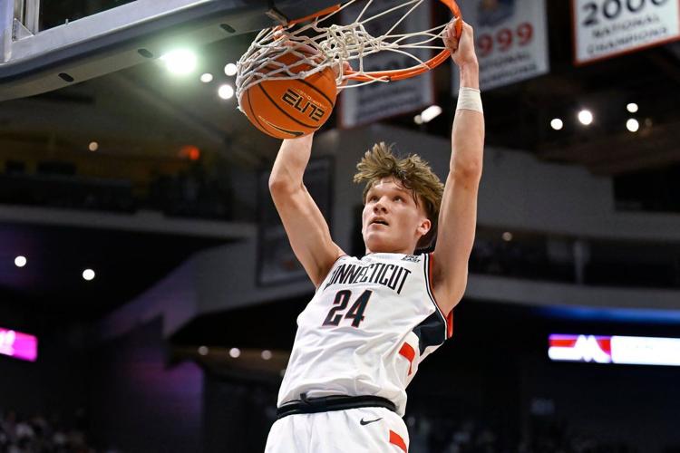 No. 3 UConn remains perfect in Big East play and extends winning streak ...