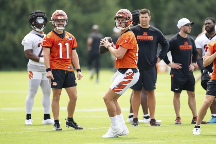 With hair newly cut and dyed, Bengals QB Joe Burrow says his wrist ...