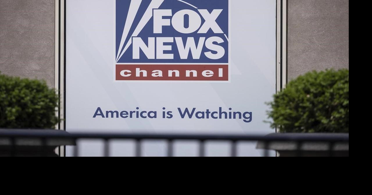 Trump's decision to back out of debate tests Fox News' ability to pivot ...