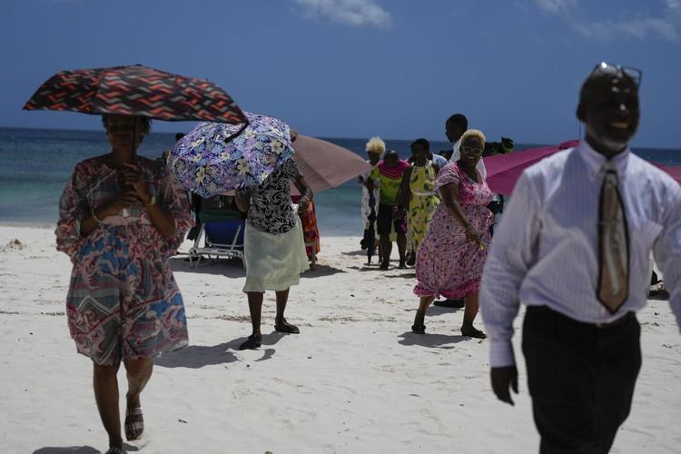 Hurricane Beryl grows to Category 5 strength as it razes southeast ...