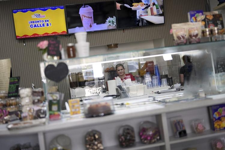PHOTO ESSAY: Miami’s ‘Little Venezuela’ fears Trump's moves against ...
