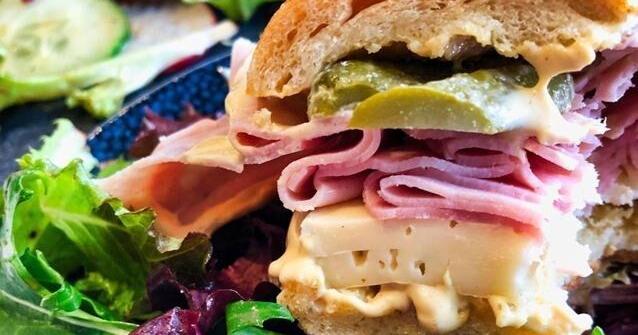 Hamilton restaurant review: Upscale pizza date awaits at Frat's Cucina