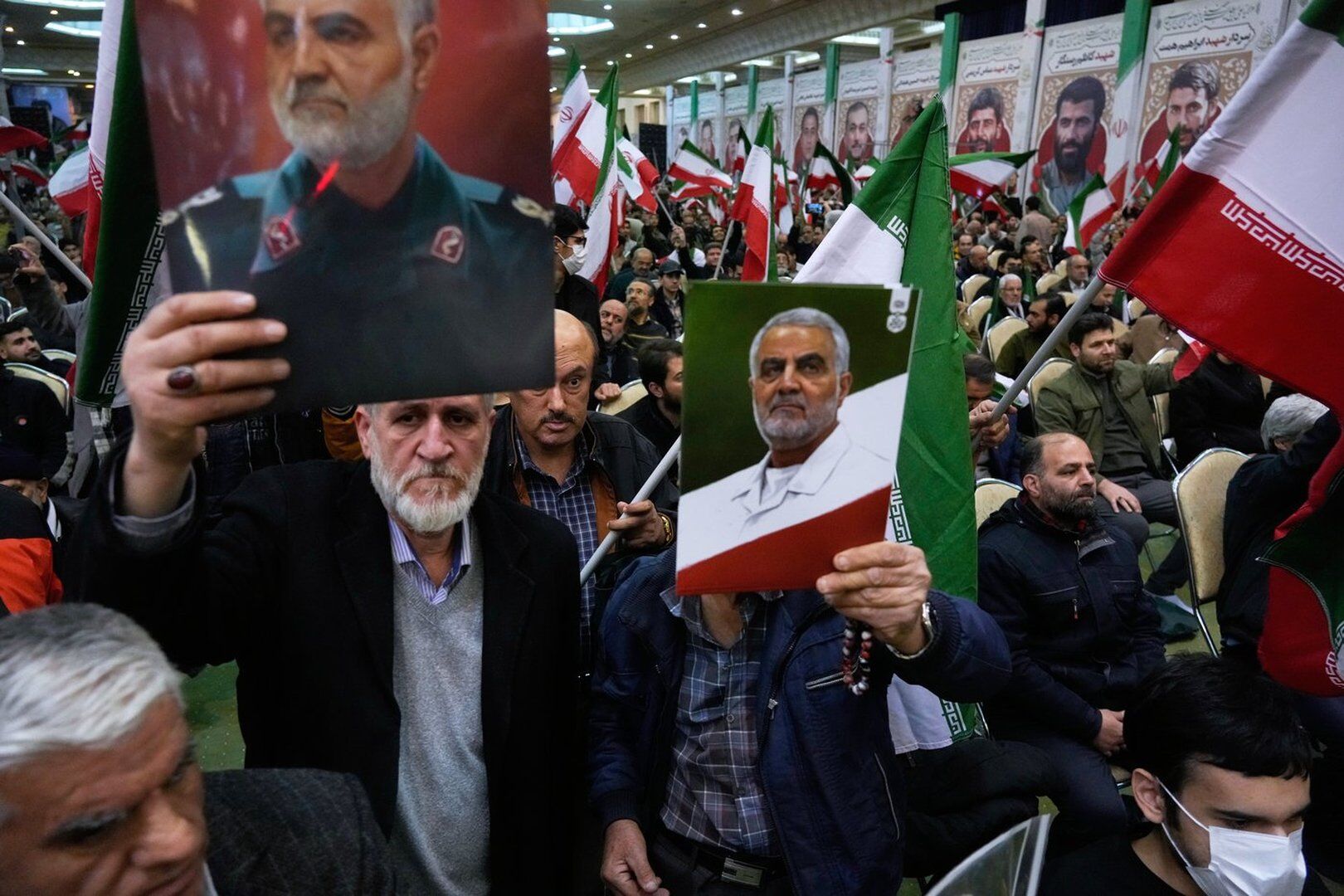 How Iran's Revolutionary Guard became a powerful force within the ...