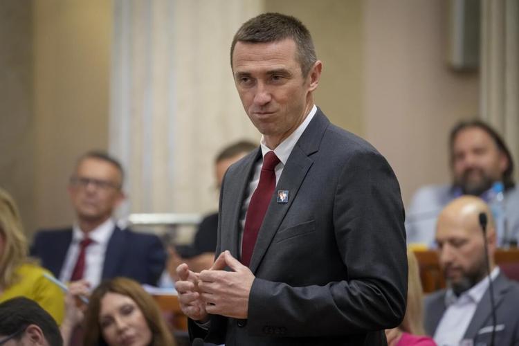 Croatia gets new government with a far-right party included ahead of ...
