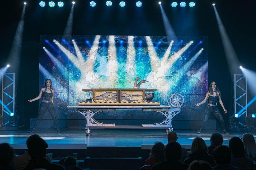 Greg Frewin and Alexandra Burgio make magic on stage