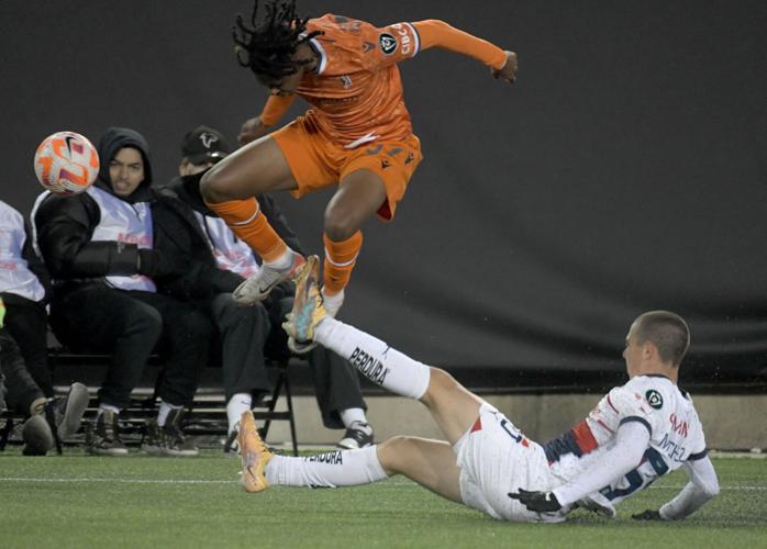 Forge draws big, boisterous crowd for Champions Cup match