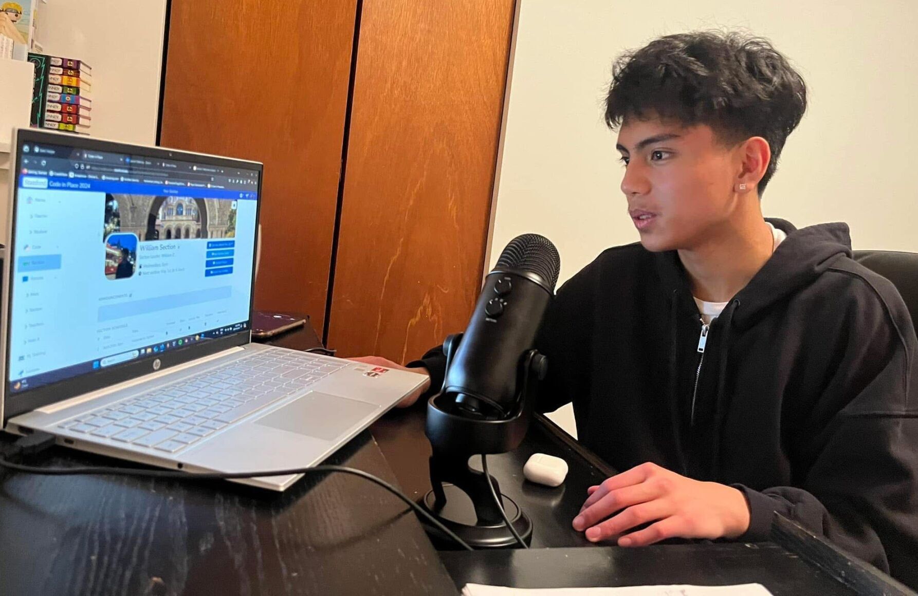 Hamilton high-schooler uses technology to solve problems