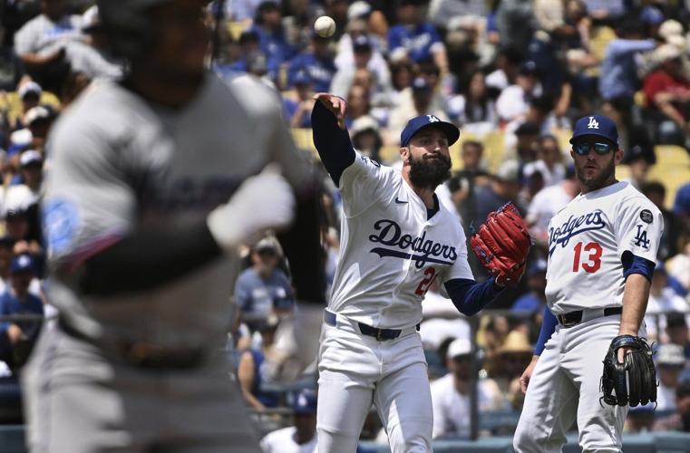 Dodgers hope struggling slugger Max Muncy and return of pitcher Tony ...