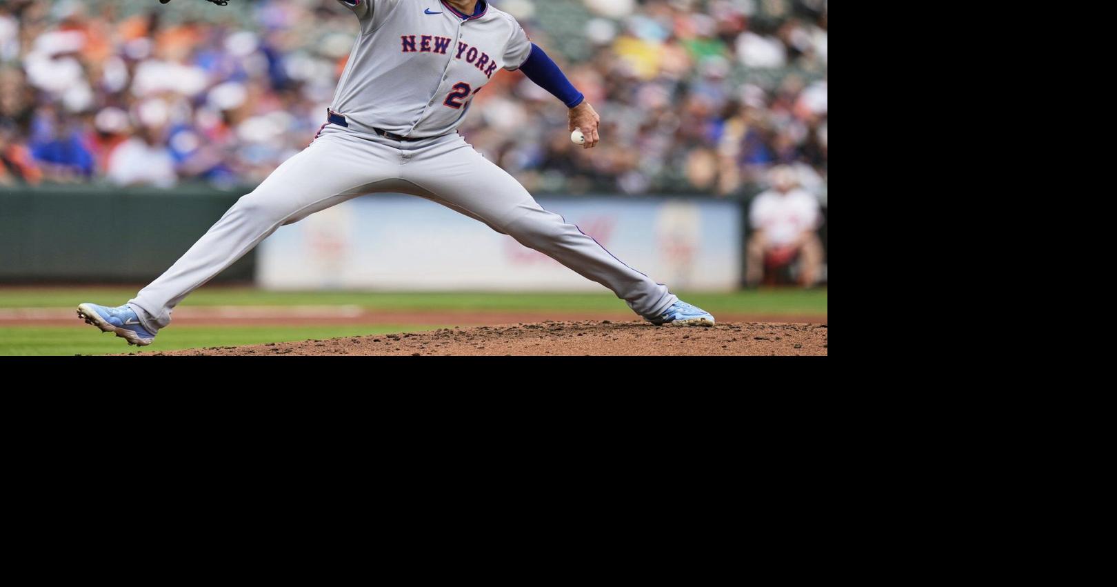 Mets pitcher David Peterson replaces Giants left-hander Robbie Ray on ...