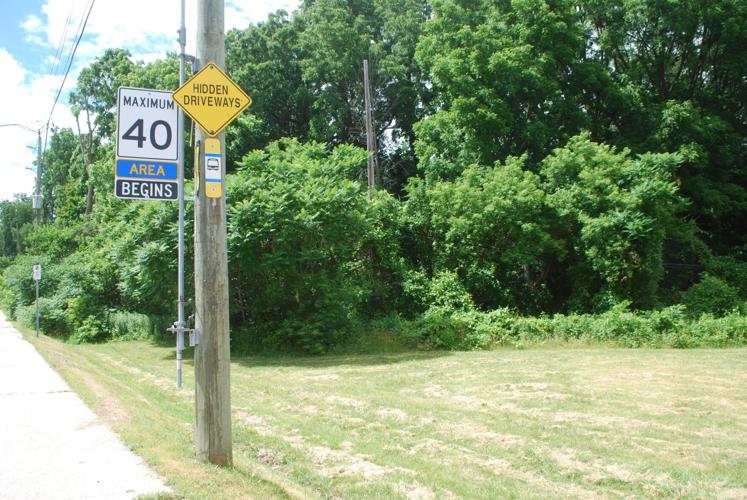 Dundas York Road path project not yet awarded to contractor