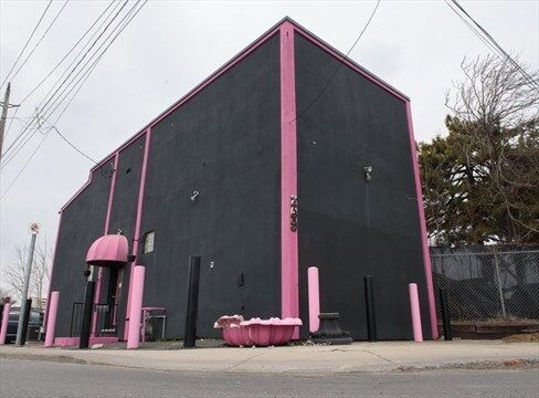 Clubhouse conversion – Hamilton’s Hells Angels hangout to high art