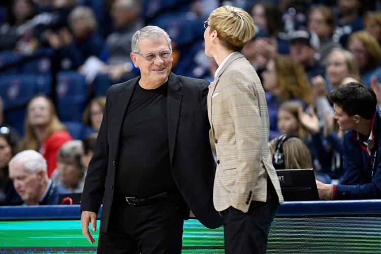 UConn women's season-high 25 steals help No. 1 Huskies beat Loyola ...