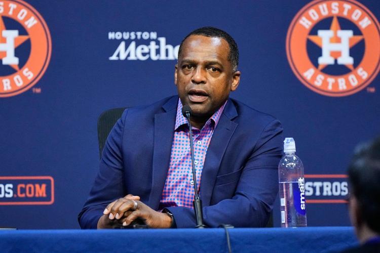 Astros GM and manager face questions about job security after missing ...
