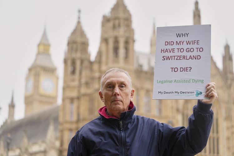 PHOTO COLLECTION: Britain Assisted Dying