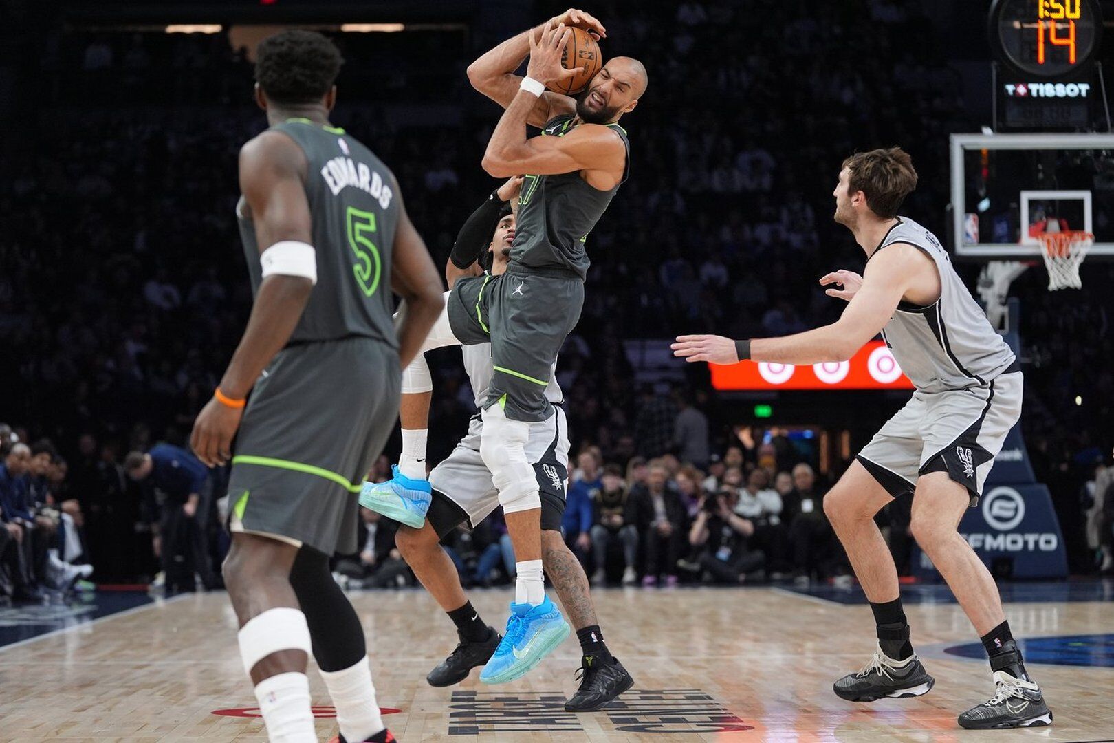 Timberwolves' Rudy Gobert to serve 1-game suspension against Bucks ...