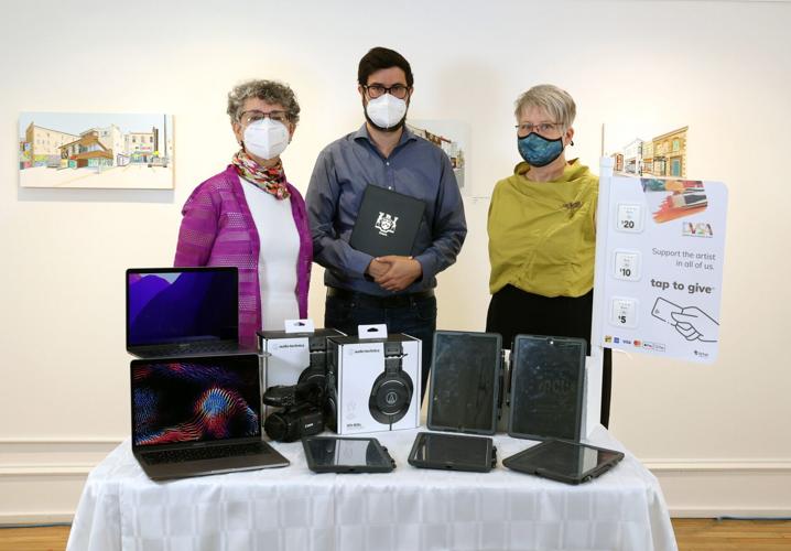 Dundas Valley School of Art receives $42,300 Ontario Trillium ...