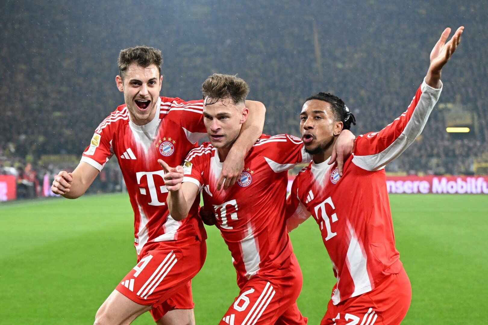 Runaway Bundesliga leader Bayern Munich hosts Gladbach as it targets treble