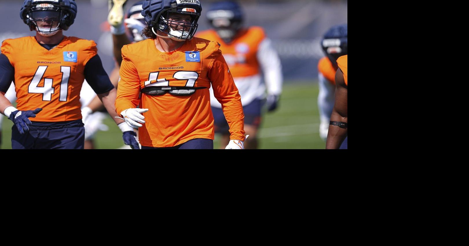 Broncos linebacker Drew Sanders carted off practice field with right leg injury