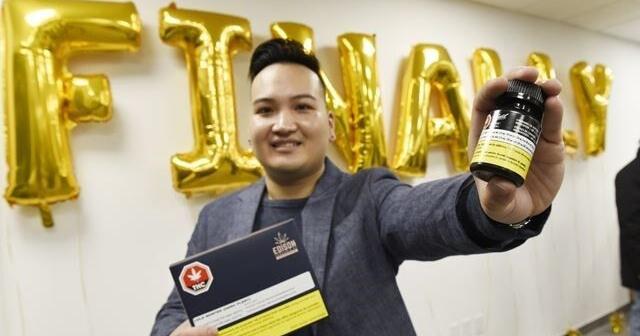 Area's first legal pot shop RELM opens in Burlington