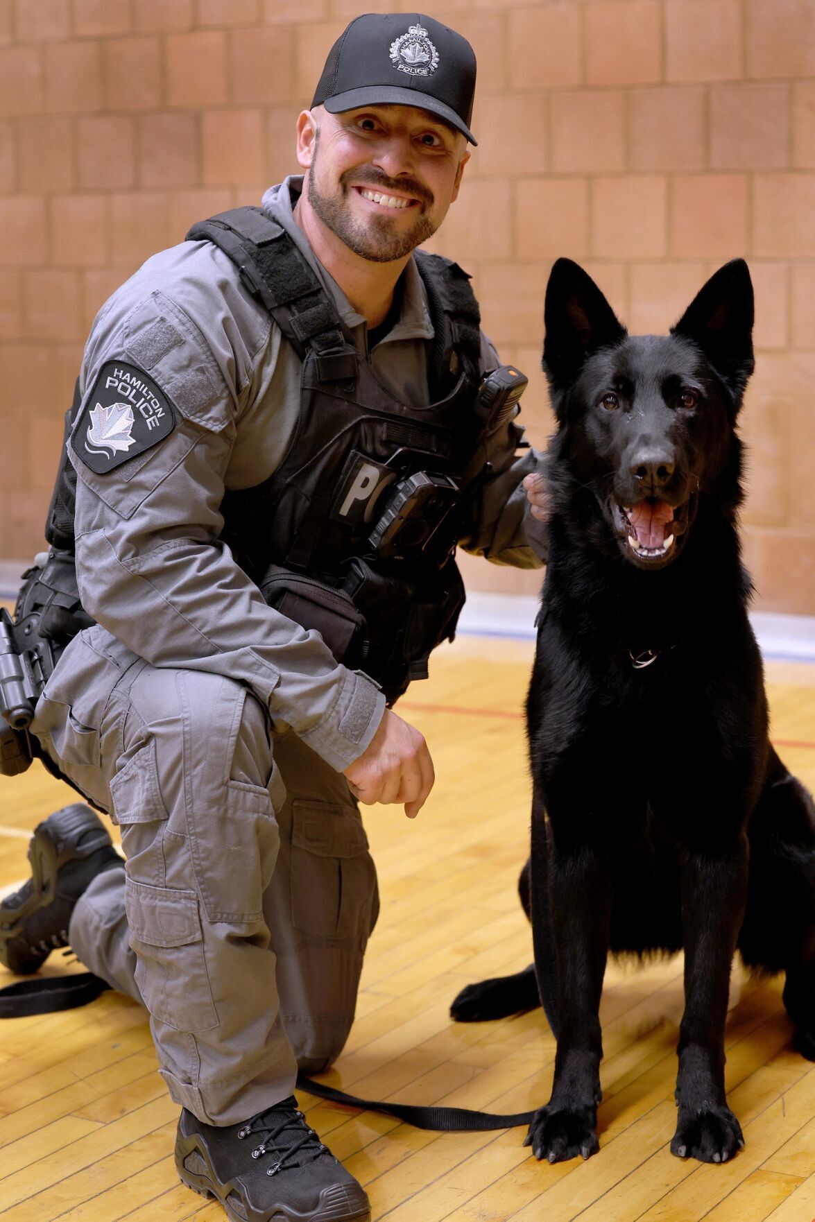 Hamilton police retire K-9 Chase, welcome Harris