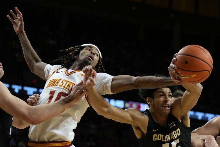 Milan Momcilovic and Dishon Jackson score 13 points each in No. 8 ...