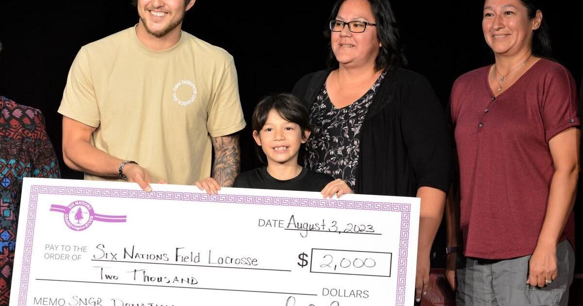 Hundreds turn out to welcome NHL star Brandon Montour back home to Six ...