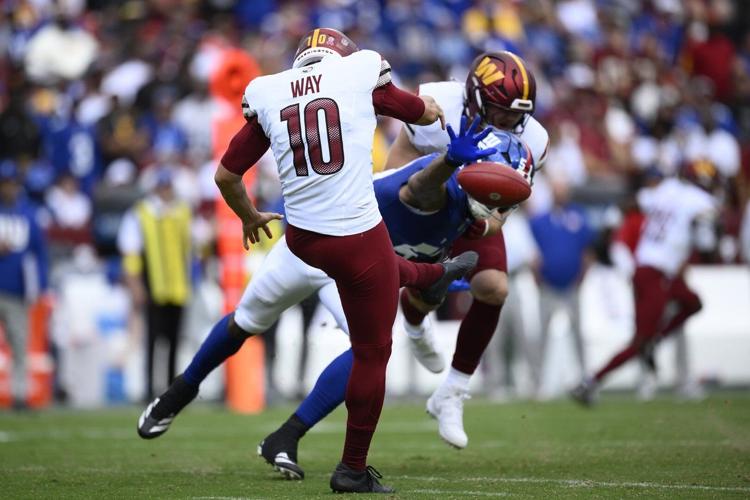 Samuel scores in Washington debut, and the Commanders stifle the Giants ...